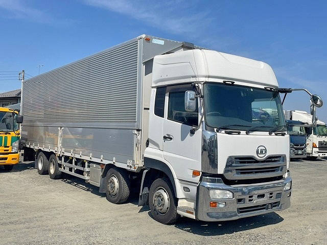 中古アルミウイング UDトラックス 栃木・東京・埼玉 クオン（QKG-CG5ZA）（24,490kg・大型（10t））【中古トラックのトラック王国】