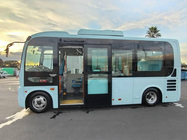 中古マイクロバス 日野 栃木・群馬・青森 ポンチョ（2DG-HX9JHCE）（7,105[6,115]kg・中型（4t））【中古バスのトラック王国】