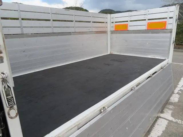 中古アルミブロック いすゞ 兵庫・鳥取・岡山 エルフ（TKG-NJR85A）（4,485kg・小型（2t・3t））【中古トラックのトラック王国】